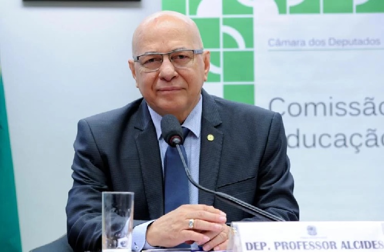 Professor Alcides define metas e o seu posicionamento político sobre ...